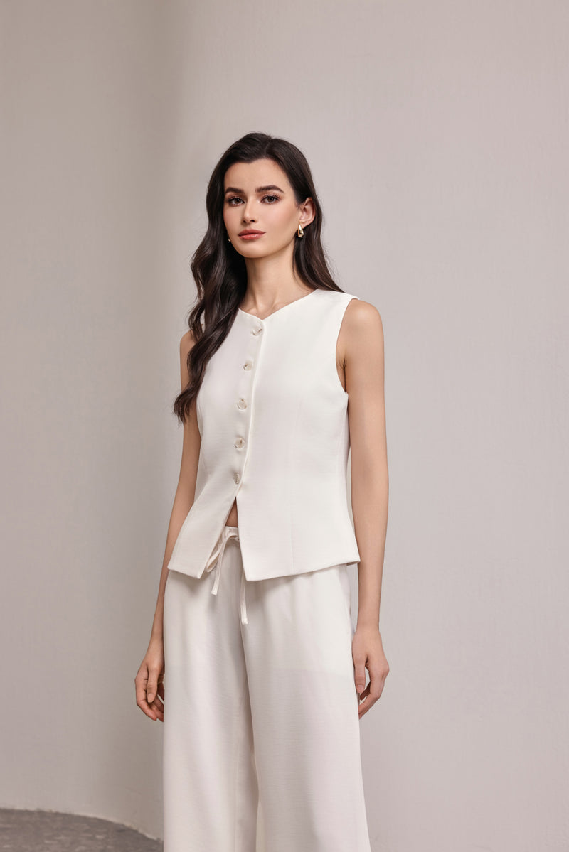 Luna Clothing Collection - Modern Linen Fashion for Everyday Style
