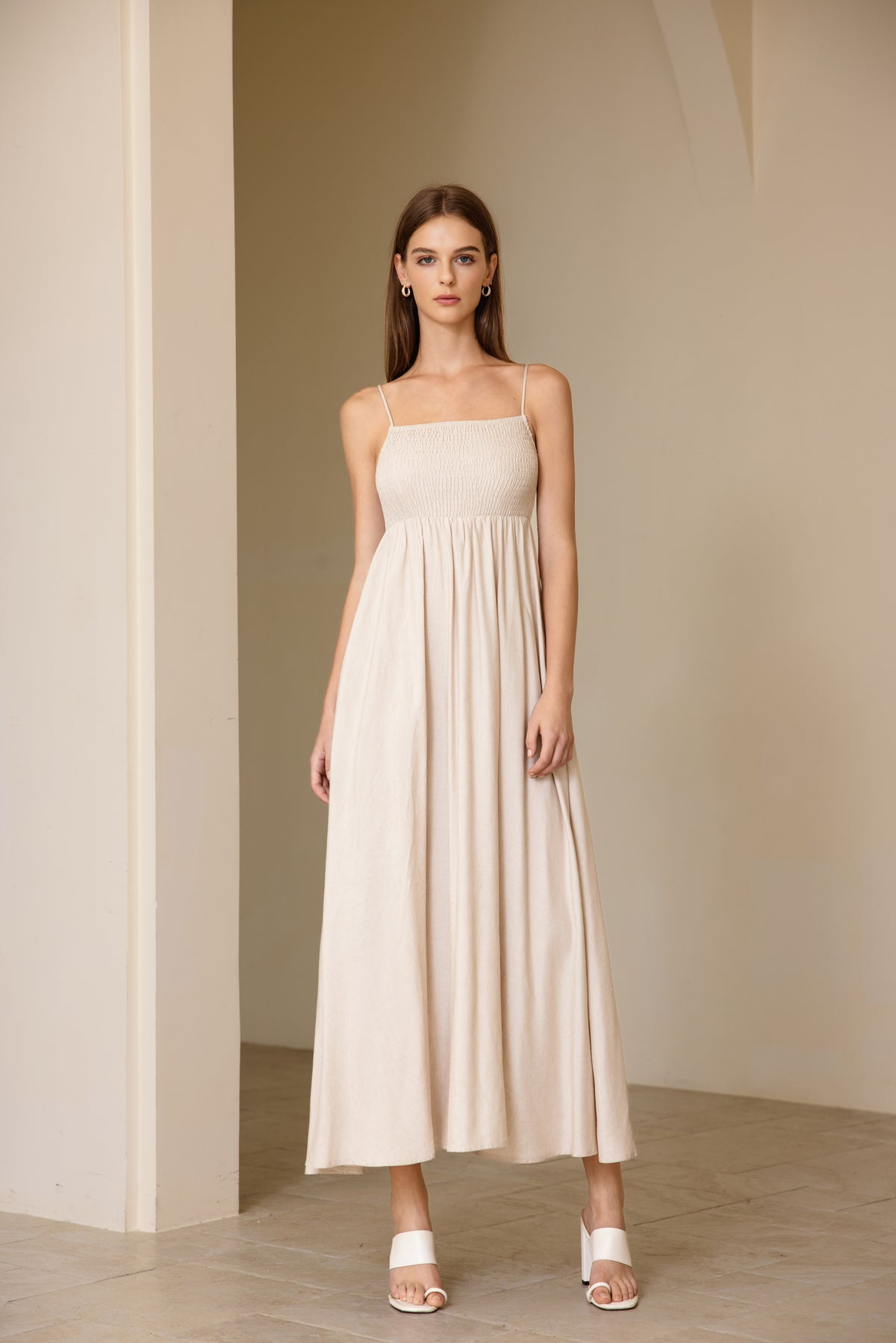 Luna Clothing Collection - Modern Linen Fashion for Everyday Style